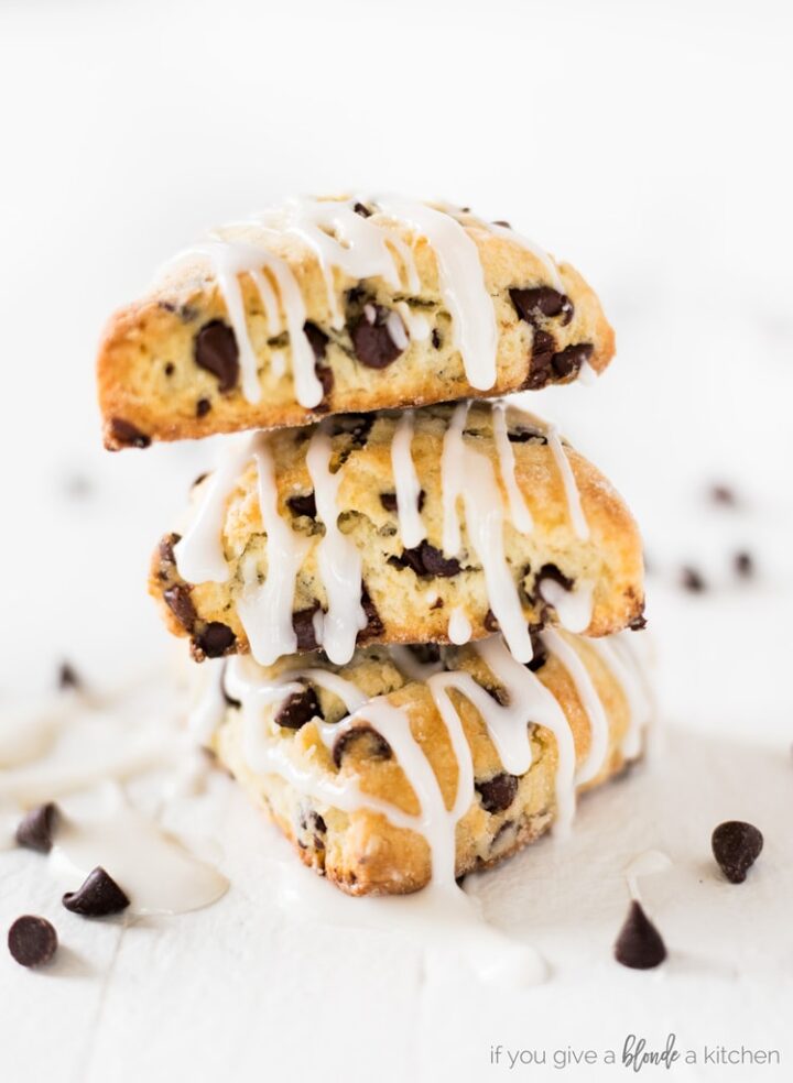Mini Chocolate Chip Scones | If You Give a Blonde a Kitchen