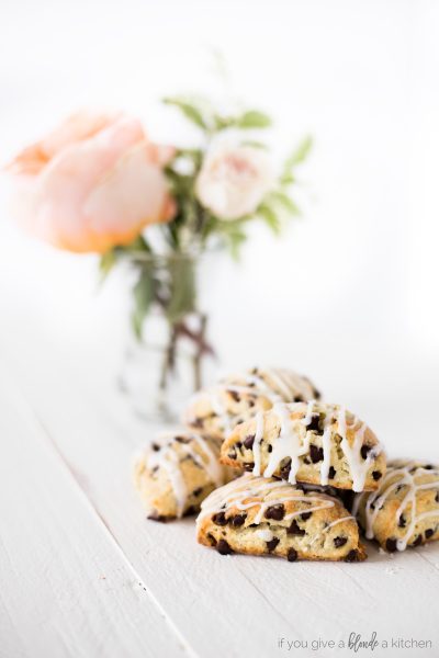 Mini Chocolate Chip Scones | If You Give a Blonde a Kitchen