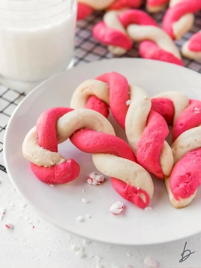 Twist Candy Cane Sugar CookiesTwist Candy Cane Sugar Cookie Recipe – If ...