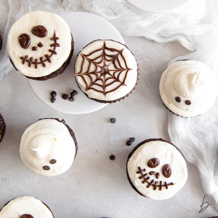 Easy Halloween Cupcakes – If You Give a Blonde a Kitchen