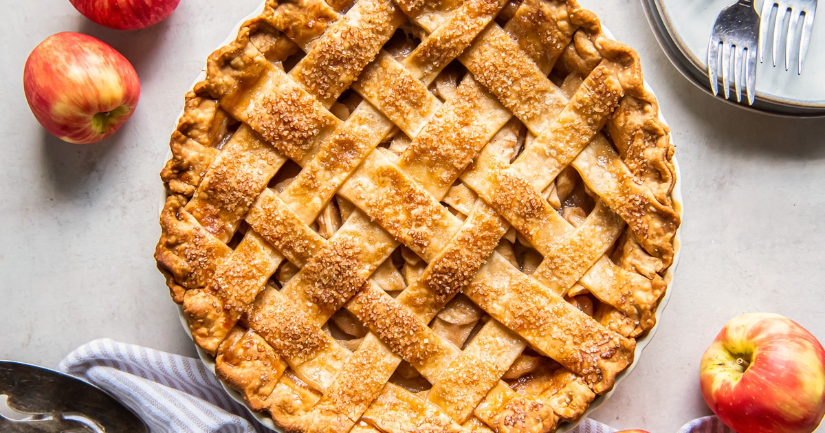 The BEST Apple Pie Recipe from Scratch – If You Give a Blonde a Kitchen