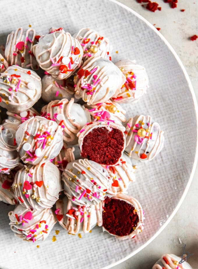 Easy Cheddar Cheese Scones – If You Give a Blonde a Kitchen