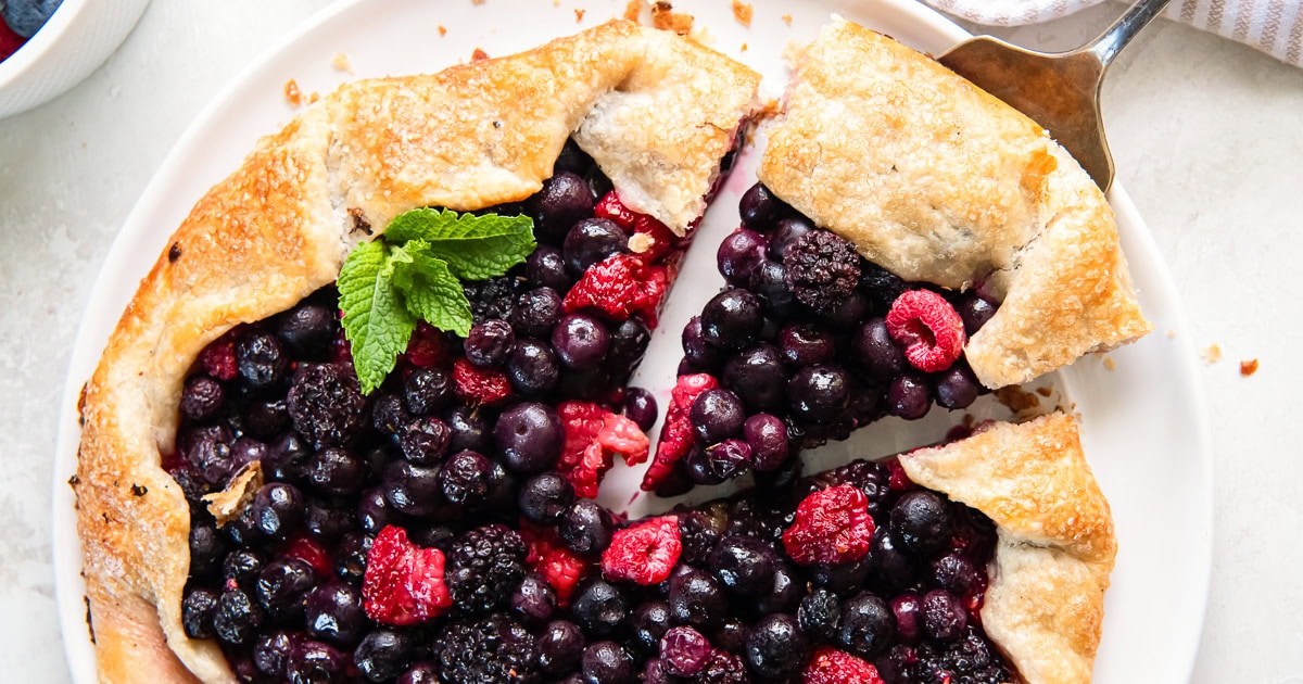 Mixed Berry Galette for Summer – If You Give a Blonde a Kitchen