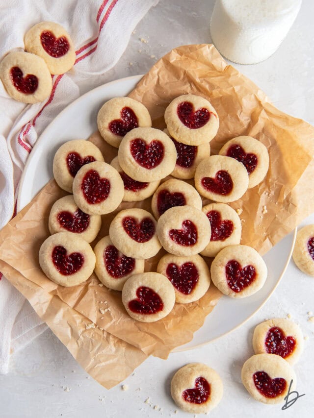 Jam Heart Cookies (Thumbprint Cookies) – If You Give a Blonde a Kitchen